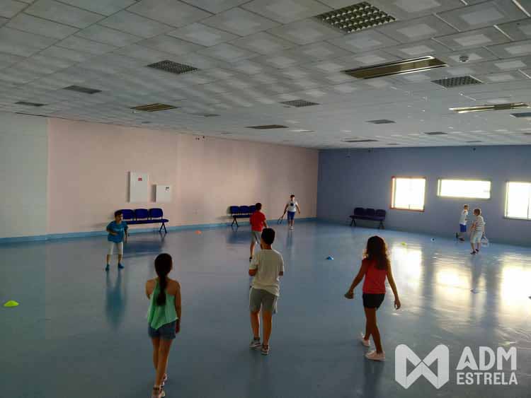 Atividades na Academia Júnior - ADM Estrela
